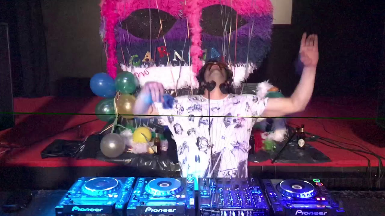 Richi Risco Carnaval Albeniz 2018 - YouTube