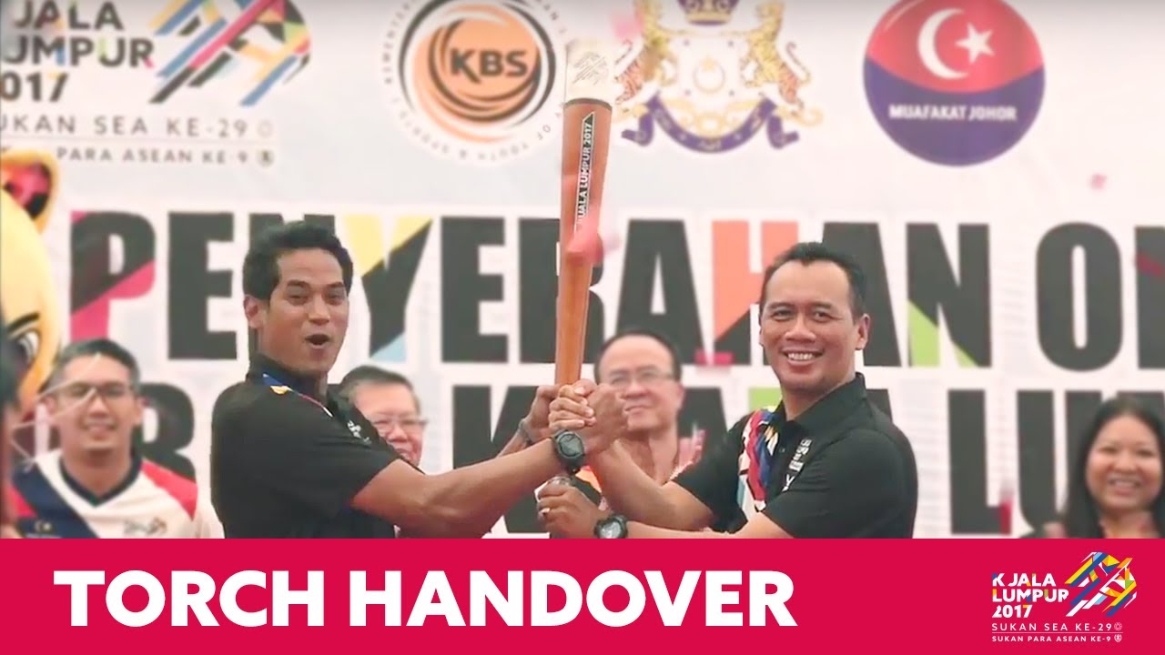 Torch Handover Ceremony, Kuala Lumpur 2017 Torch Run - YouTube