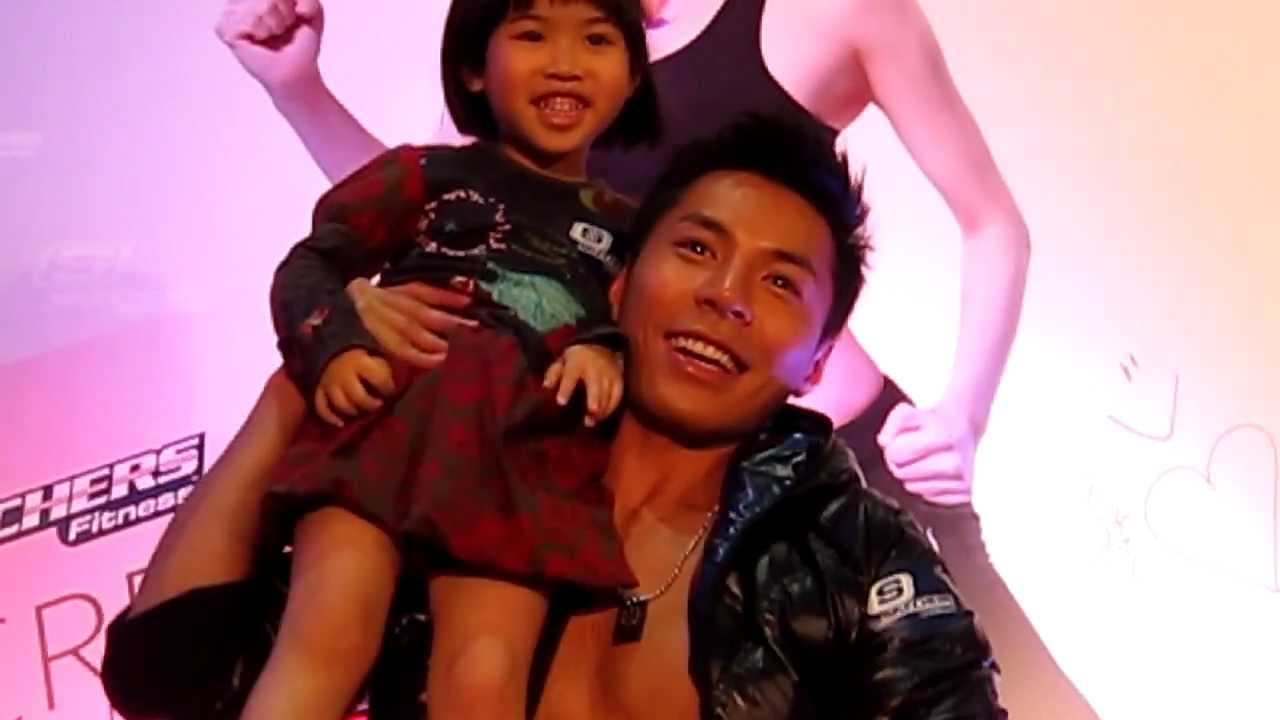 白健恩Ronan Pak@Skechers-Part 1.MOV - YouTube