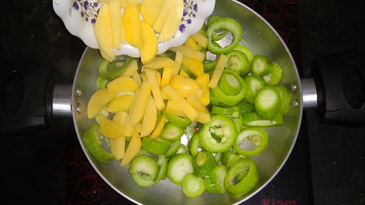 চিচিঙ্গার টেস্টি তরকারি। chichinga recipe bengali. snake gourd recipe ...