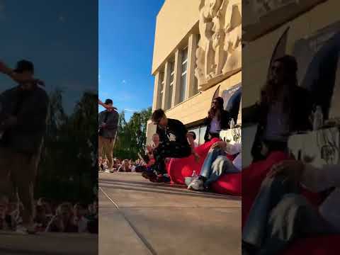 Dance battle funny moment (tricking judge) - YouTube