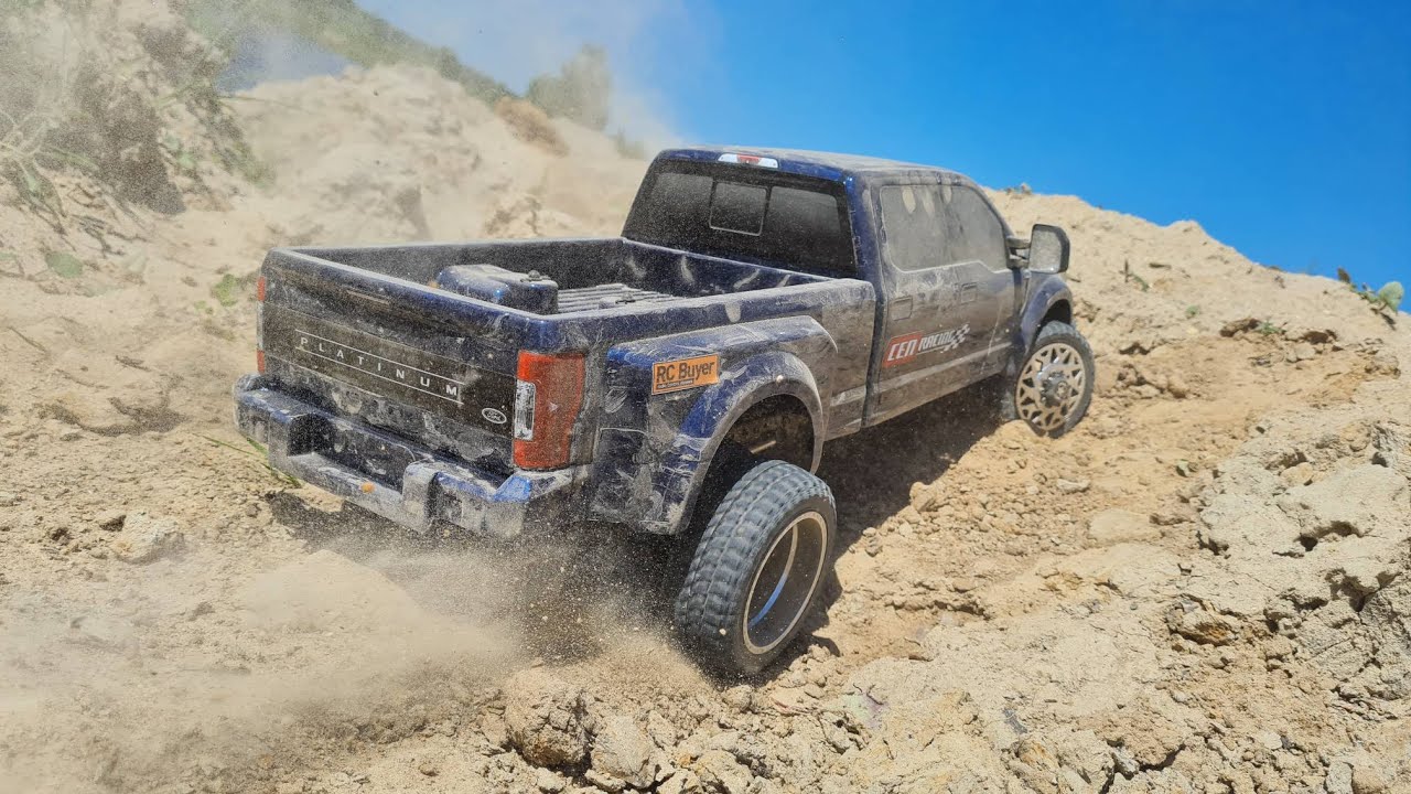 Мощный и крутой внедорожник FORD F-450 в действии! ... RC OFFroad 4x4 ...
