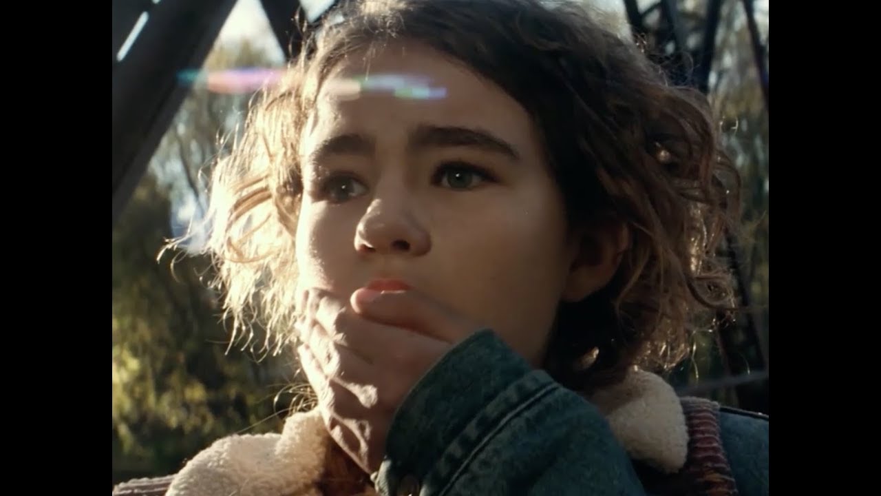 Secrets from the set of "A Quiet Place" with Millie Simmonds - YouTube