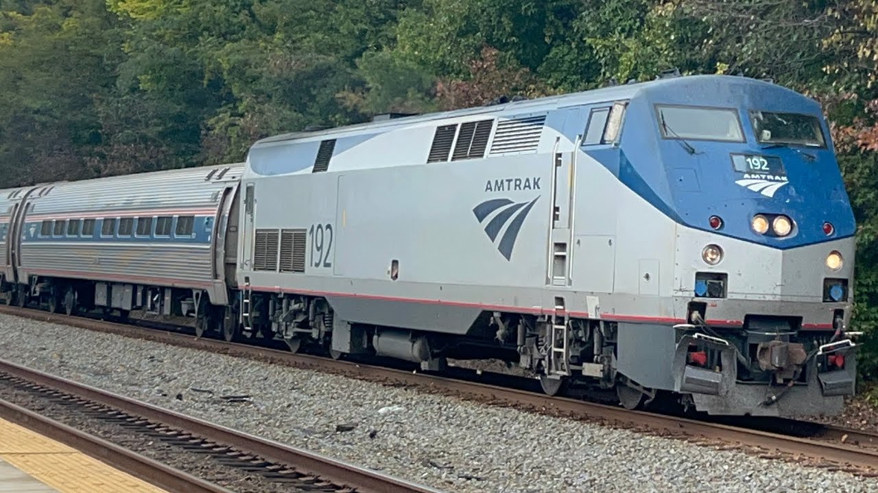 Amtrak #192 passing through Lorton VRE going northbound - YouTube
