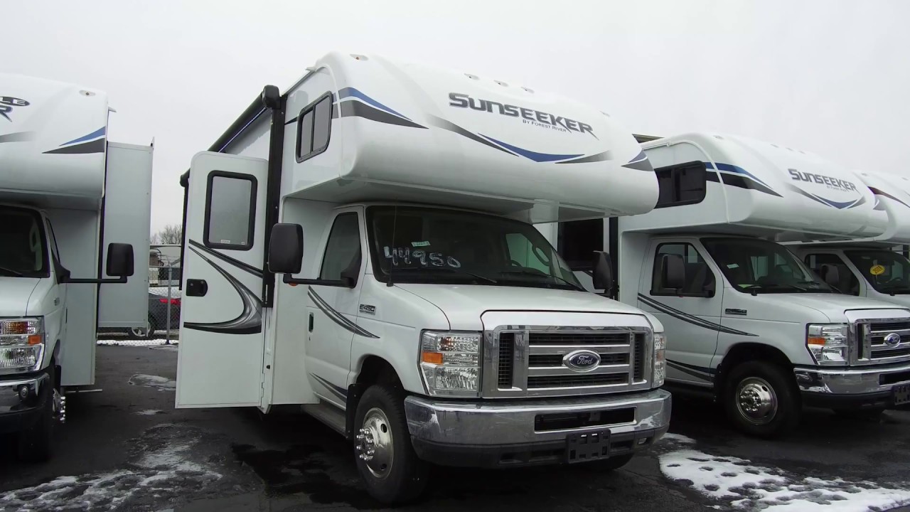 2018 Forest River Sunseeker 2500TSF Class C Motorhome Walk Through ...