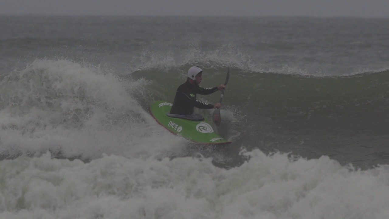 Surf Kayaking Diagonal Take Off - YouTube