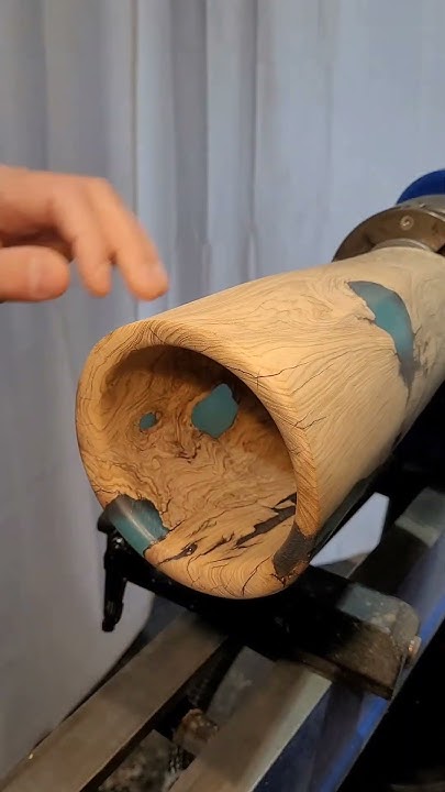 woodturning, tournage sur bois d'un vase en olivier et résine (partie 7) - YouTube