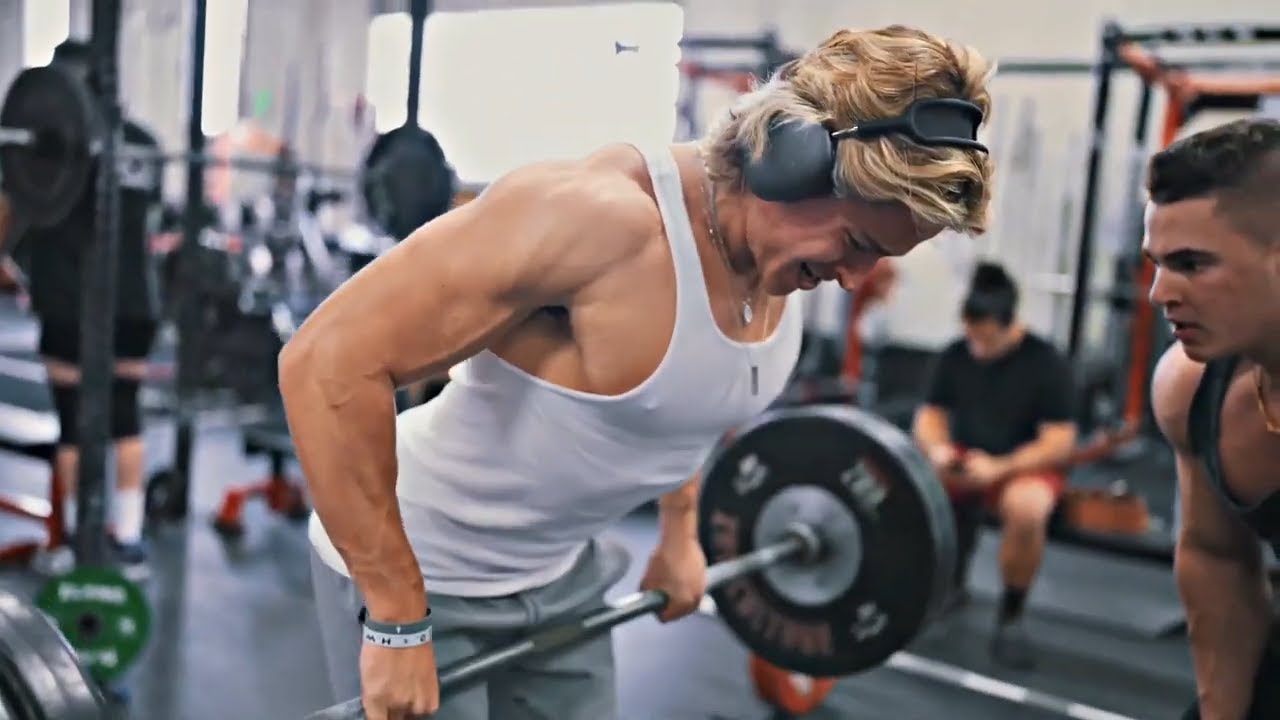 WORKOUT MUSIC - Party In The USA [Virtus Hardstyle Remix] - YouTube