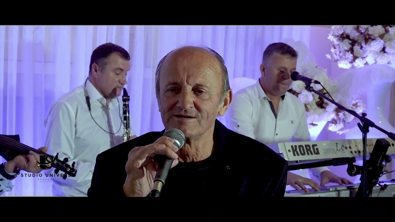 Agim Molla Live - Kolazh 2 me kenge shkodrane - YouTube