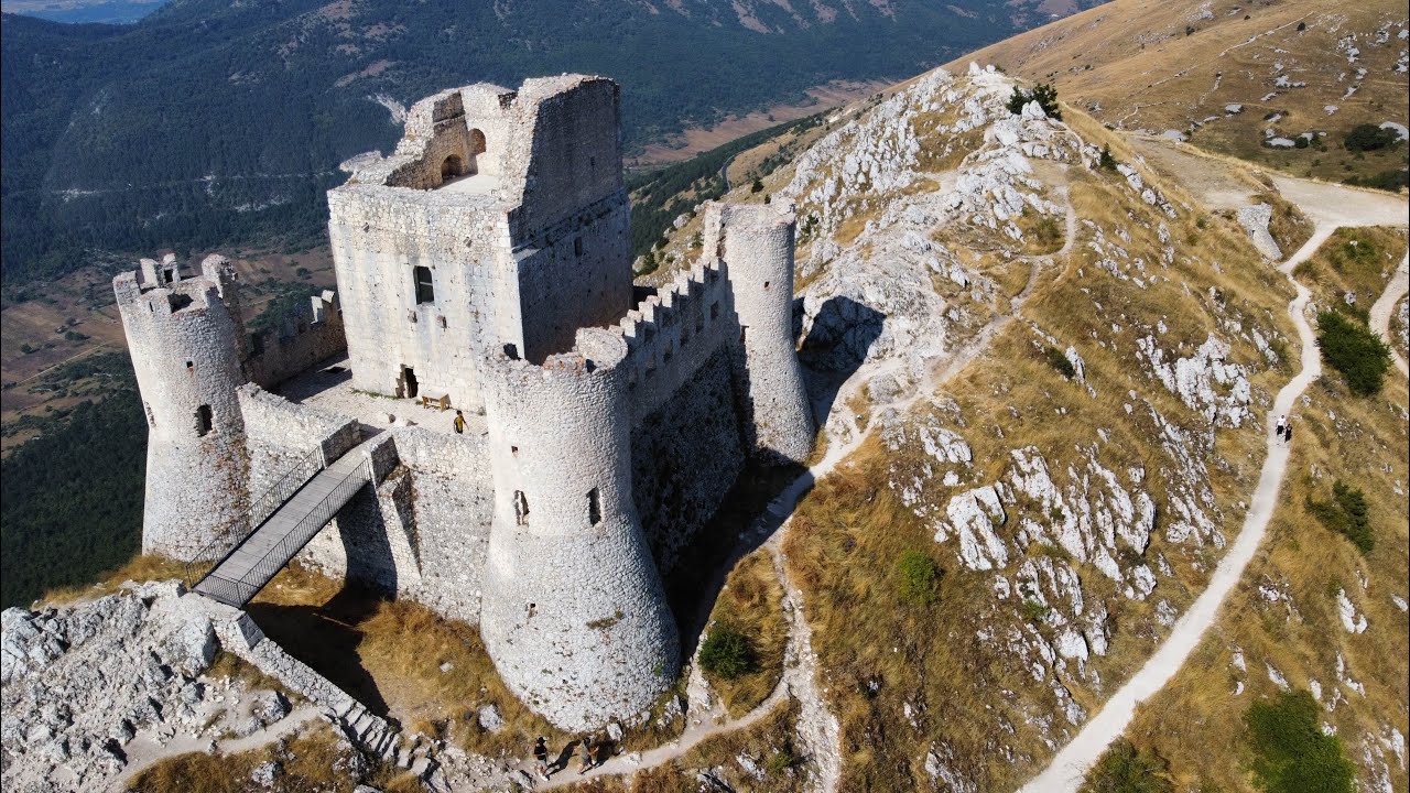 Rocca Calascio Fpv - YouTube