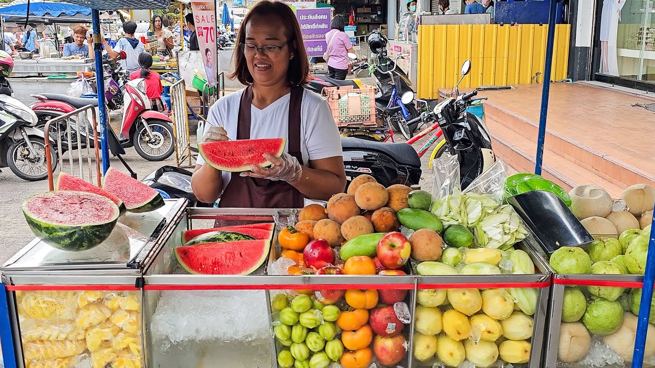 Amazing! Only $0.5 Street Tropical Fruits - Mom's Fruit Cutting Skills ...