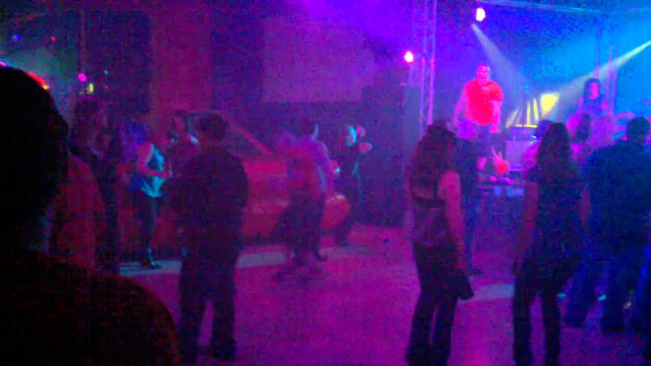 Dancing Bob - YouTube