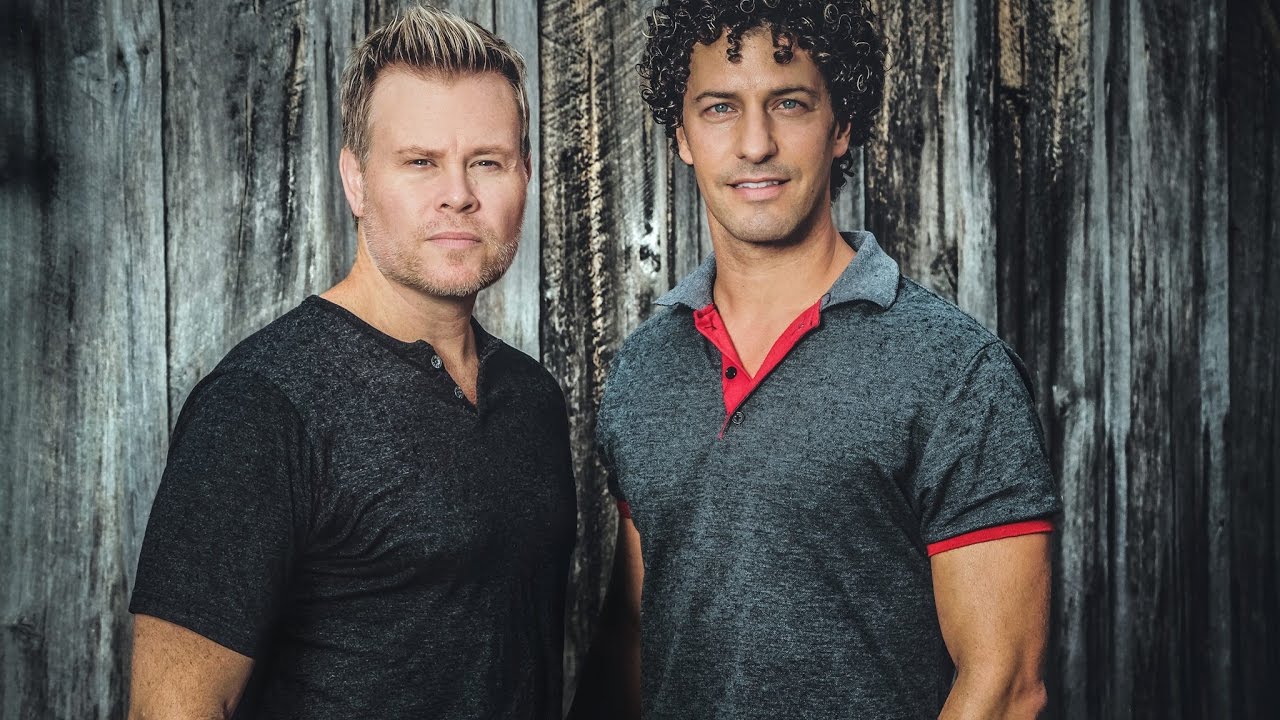 Jason and deMarco UCC FTL Christmas Concert 2016 - YouTube