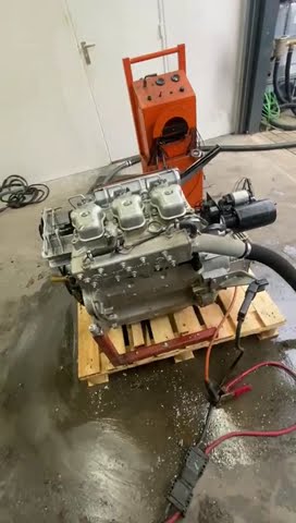 BMW Hatz D50 marine engine - YouTube