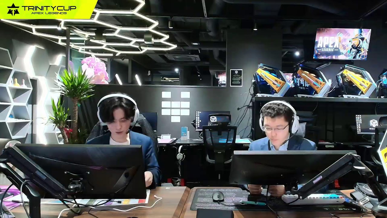 Apex legends TRINITY CUP Day3 - YouTube