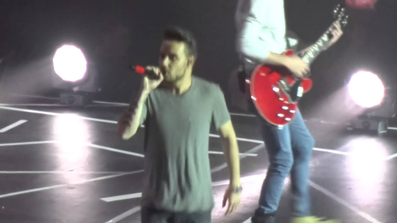 One Direction - Clouds - 16/10/15 Dublin - YouTube