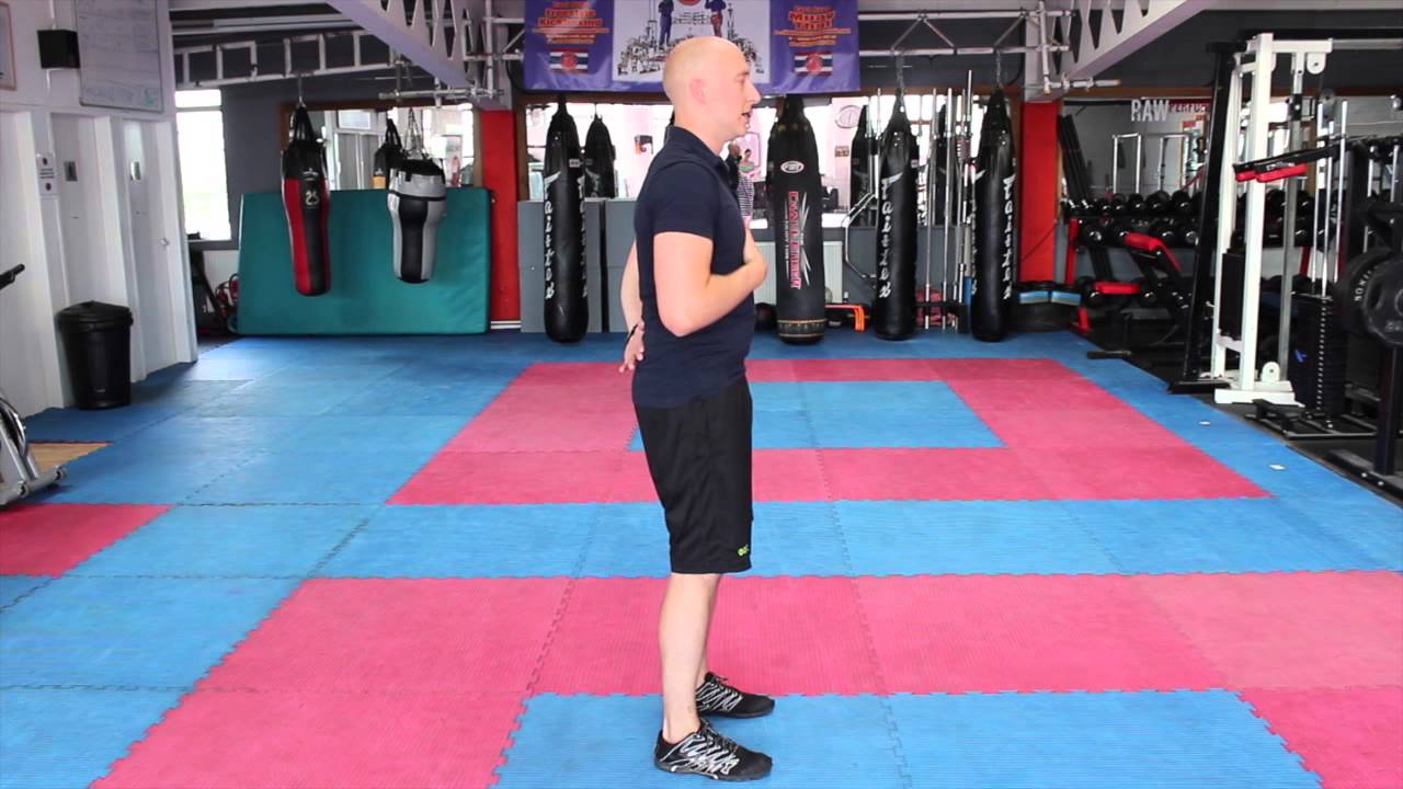 Waiters bow - YouTube