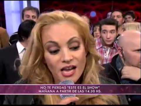 Showmatch 2011 - María Eugenia Ritó Vs. Claudia Ciardone