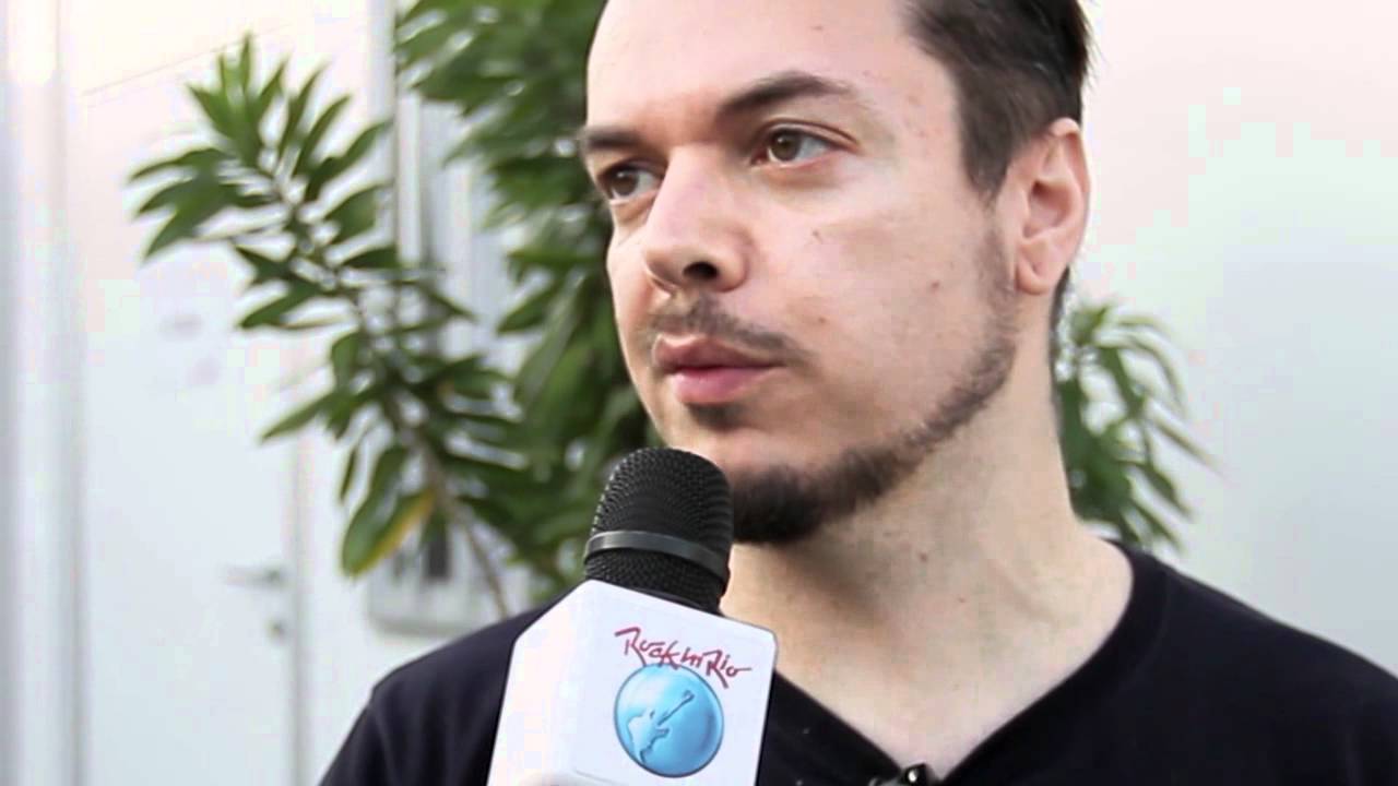 Entrevista com Igor Cavalera - Rock in Rio - YouTube