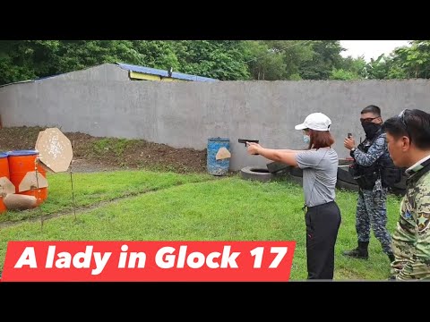 Glock 17 shooting lesson with Coricsman & Master Barrozo at Bucor ...
