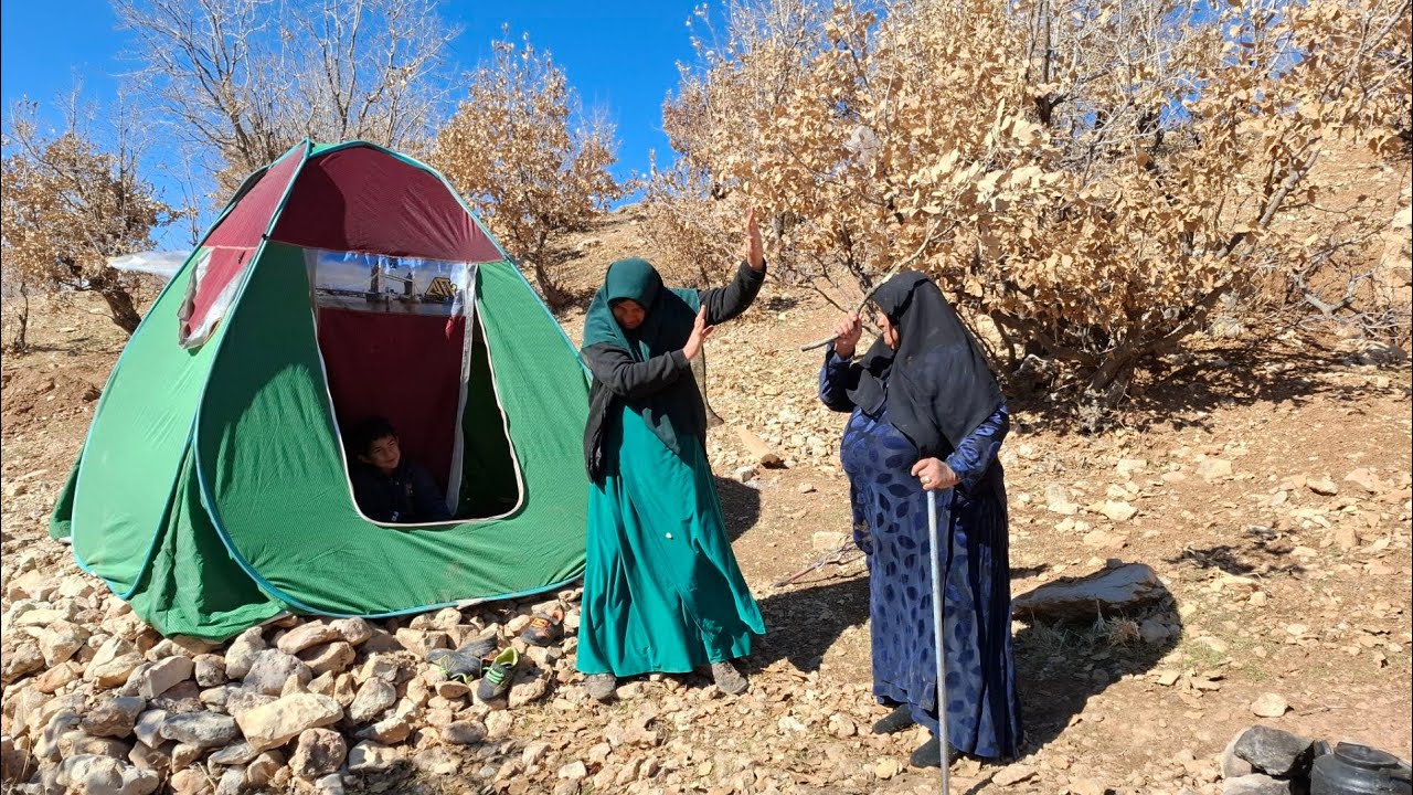 Nomadic mother: defending children, until the last breath - YouTube