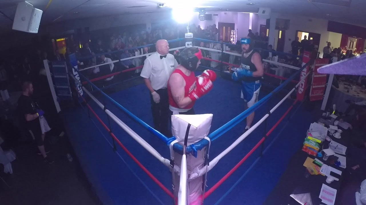 Ultra White Collar Boxing | Stoke | Thomas Swinswood VS Ben Durrant - YouTube
