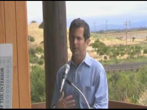 Graham Chisholm at commencement of Duck Stamp sales - YouTube