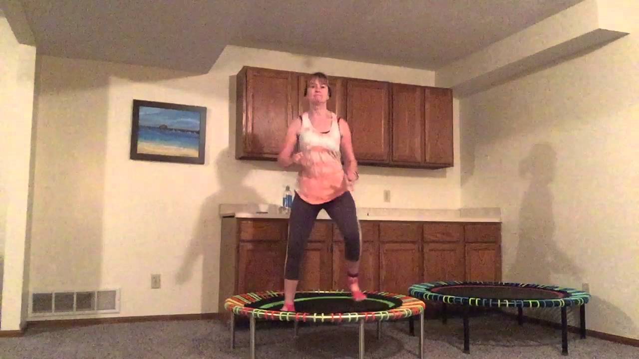 Week 2 Day 2 C25K - YouTube