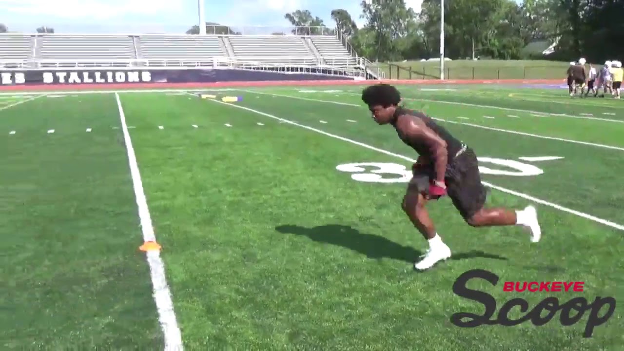 Quintell Quinn: 2021 Columbus (Ohio) DeSales LB/RB going through drills ...