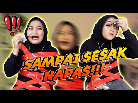 CHALLENGE MAKE UP SAMBIL DI IKET 😱 - TOLONG AKU !!