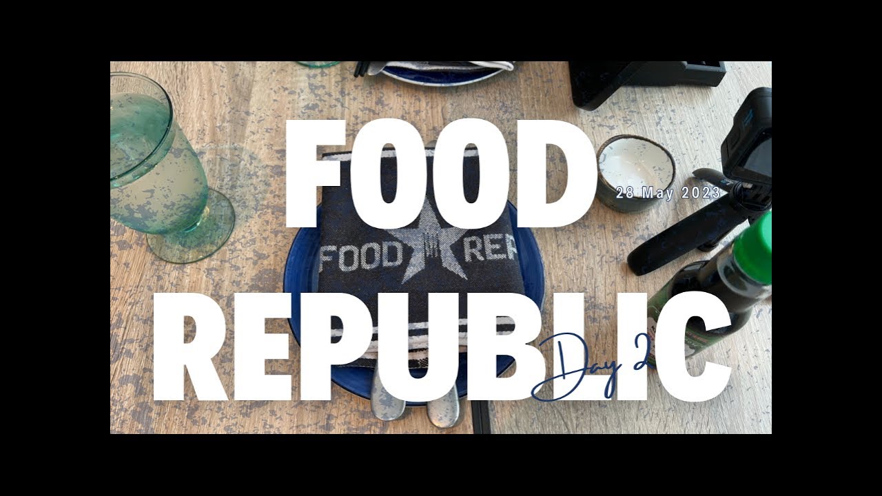 Sea Day Lunch at the Food Republic - YouTube