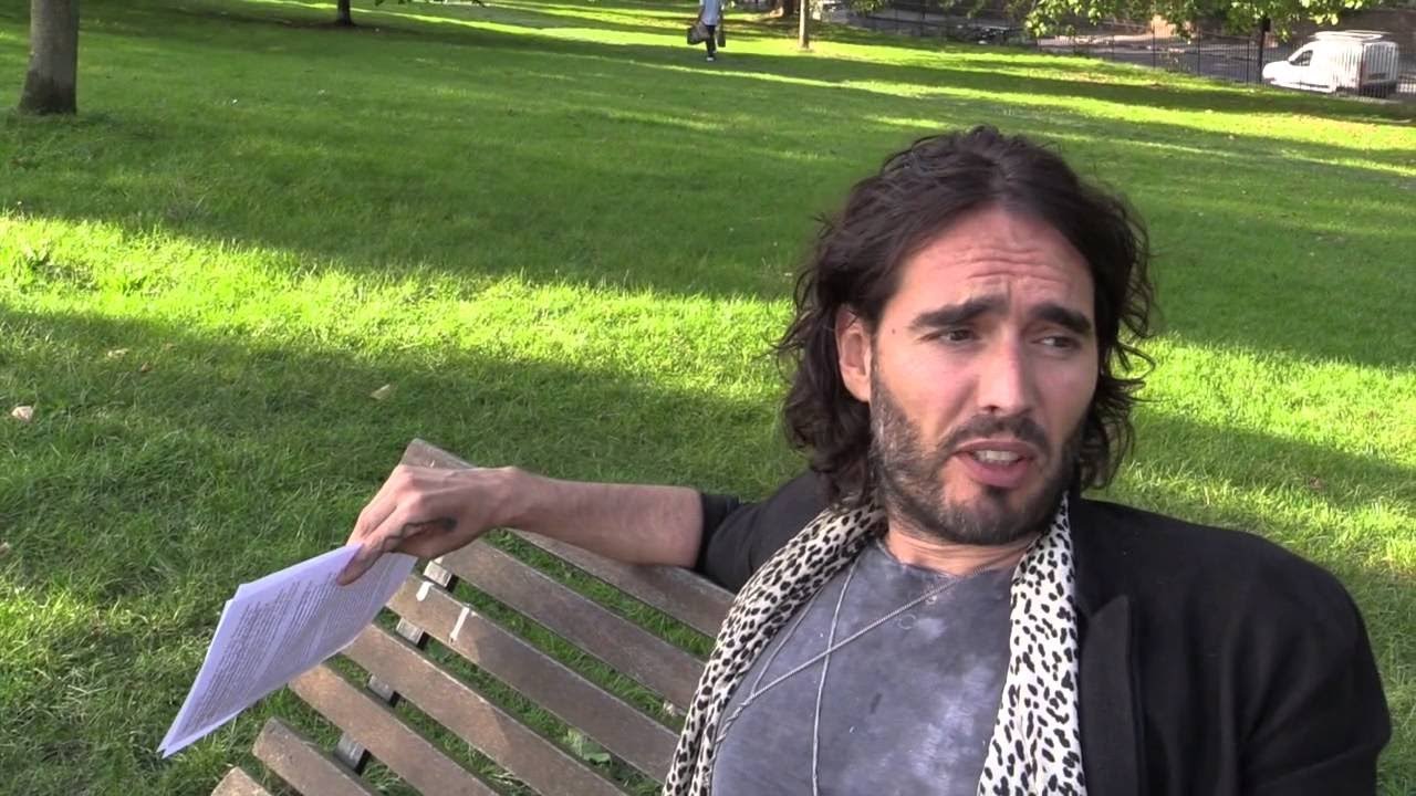 Farage vs Hannity: Right-Wing Lovers? Russell Brand The Trews (E142 ...