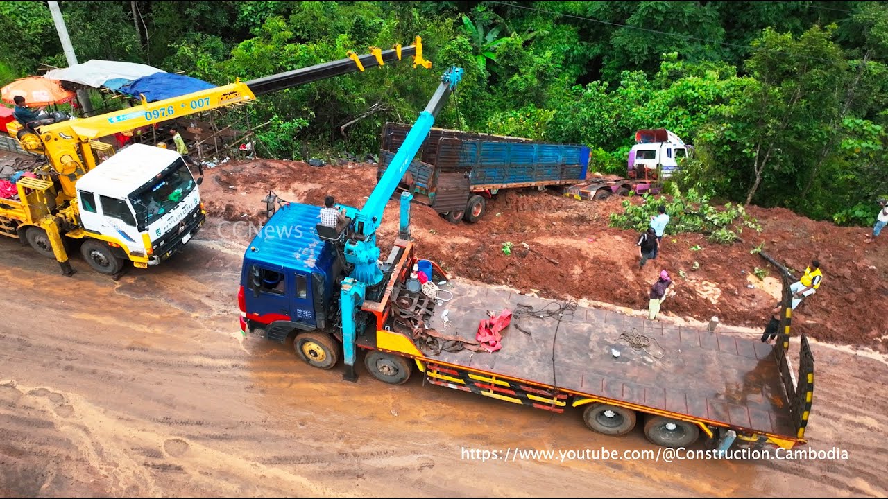 Incredible!! Big Truck Accidents Fall Off The Road On Mountains With ...