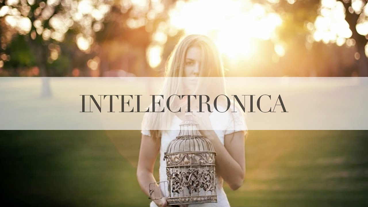 Minus Blue feat. Emma Saville — Be As One (Klangstein Remix) - YouTube