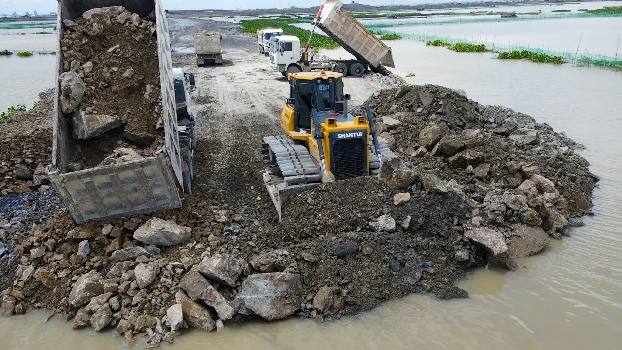 Power Equipment Machine Operator Building Road ,Bulldozer Rolling Big ...