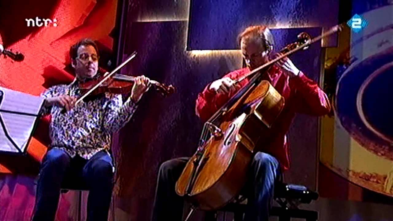 Zapp 4 - You and whose army? - Kunststof TV 07-10-12 HD - YouTube