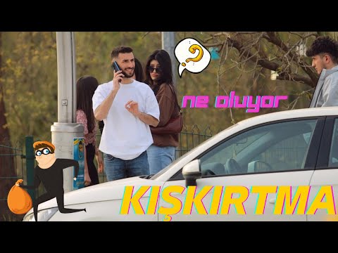 KIŞKIRTMA İNSANLARIN TELEFONLARINI AL VE KAÇ-ABSÜRT ŞEYLER İŞTE