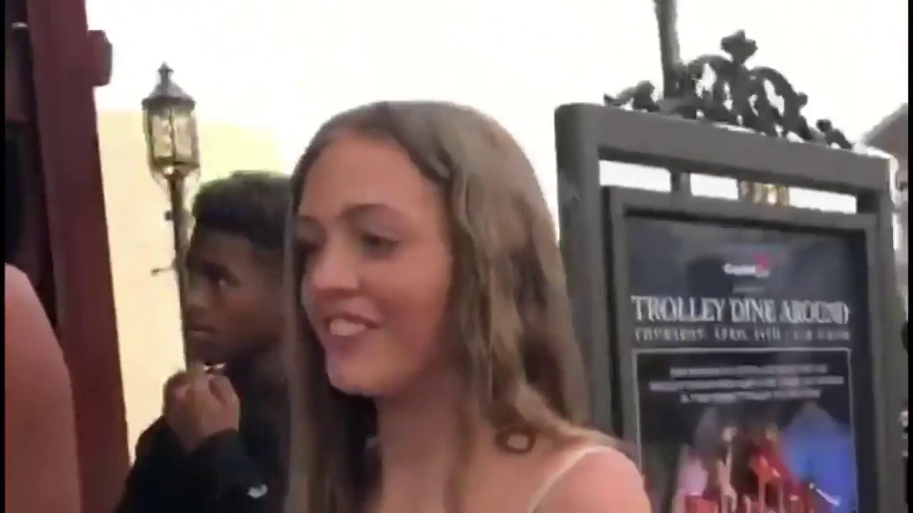 Bhad Bhabie vs Woah Vicky Full Fight - YouTube