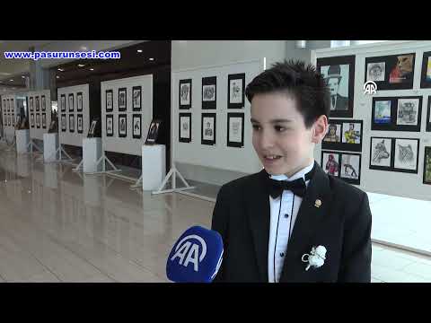 9 yaşında ilk kişisel sergisini açtı