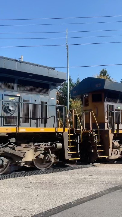 Two DPU’s on CSX I115 Intermodal Double Stack Train from Lodi, Ohio 11/2/2024 #csx #train # ...
