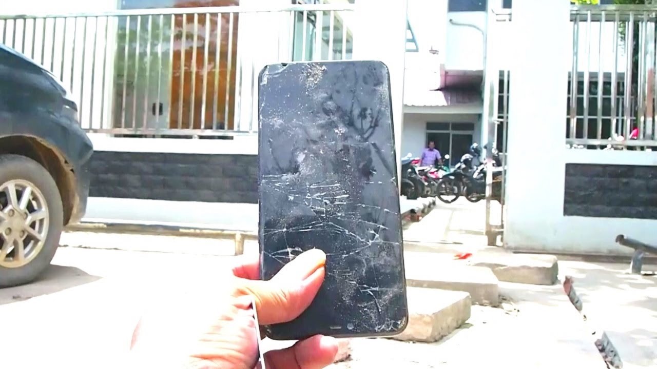 Woww.!!! Nemu hp hancur di jalan jadi baru kembali - YouTube