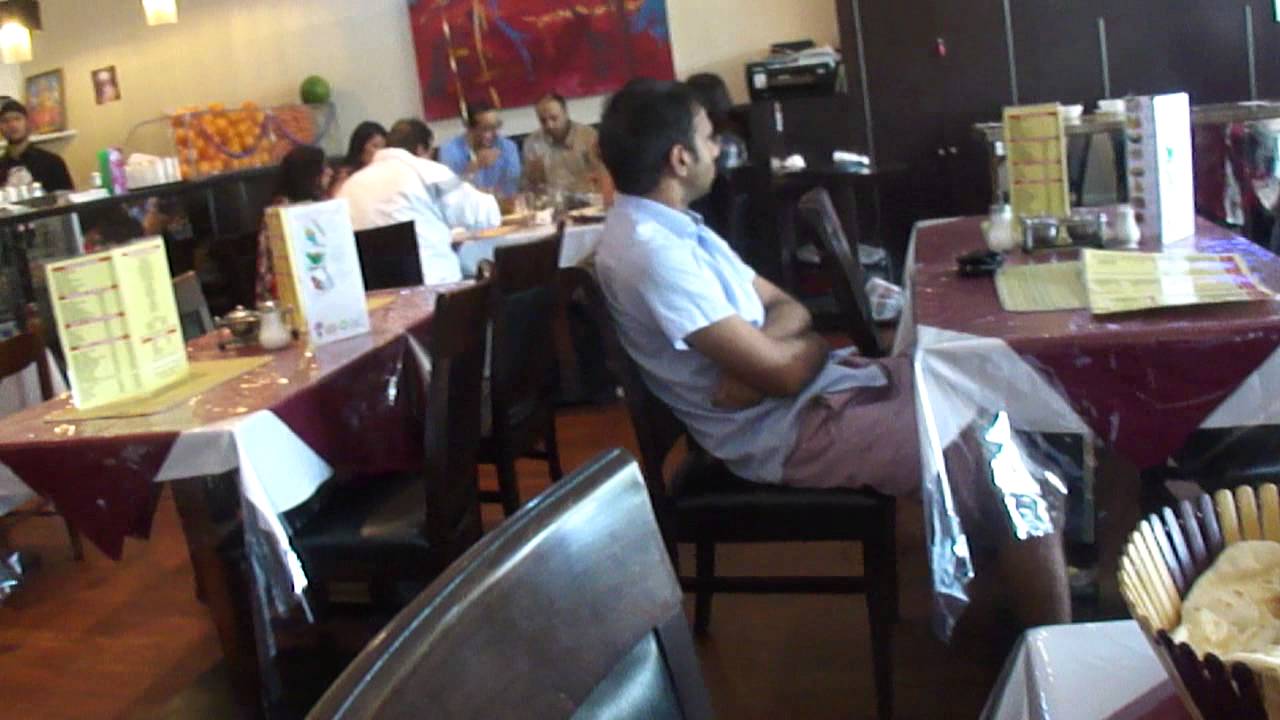 Chana Masala, Mixed Vegetable Curry & Butter Naan at Chini Chor ...