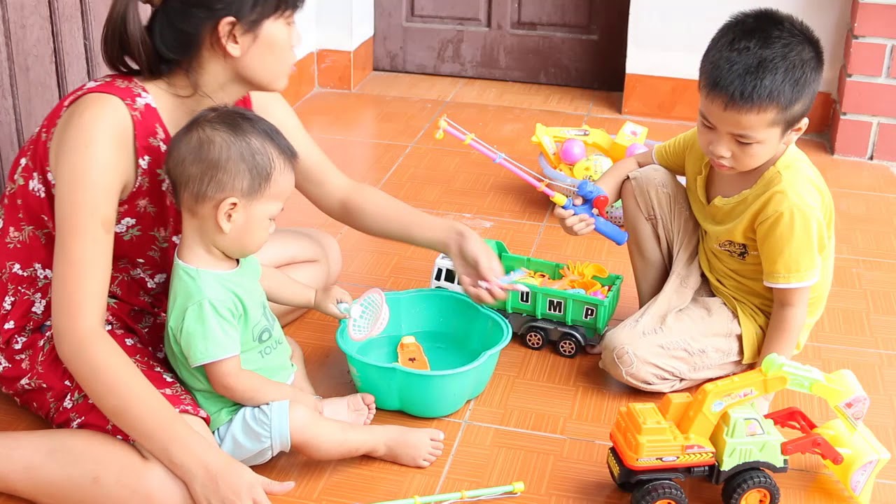 baby play goods - YouTube