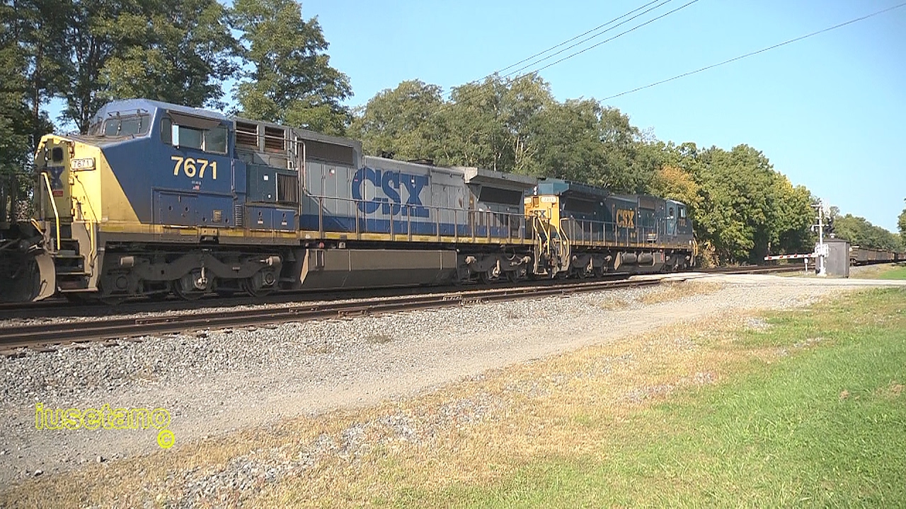 (20) MT CSX Trash Train @ Westfield Oct. 6 2016 - YouTube
