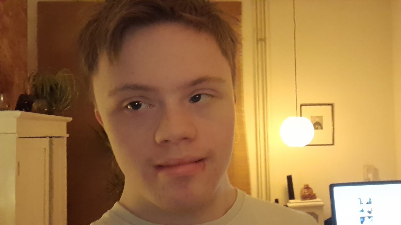 mascotte moos van mijn kanaal tom youtuber - YouTube