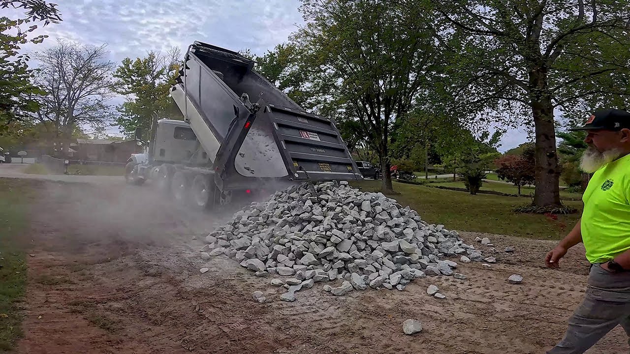 My Trick to Fixing Rutted Gravel Driveway That Lasts! - YouTube