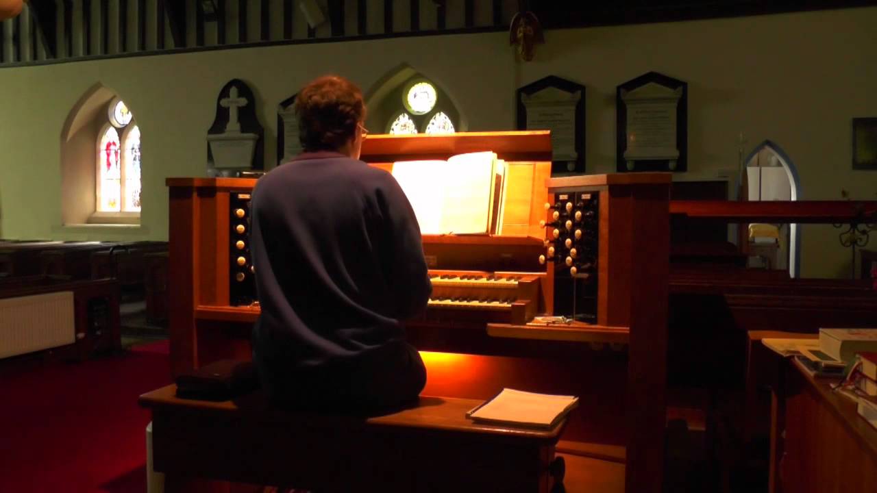 Largo Handel: St Peters Church Cockett, Swansea - YouTube