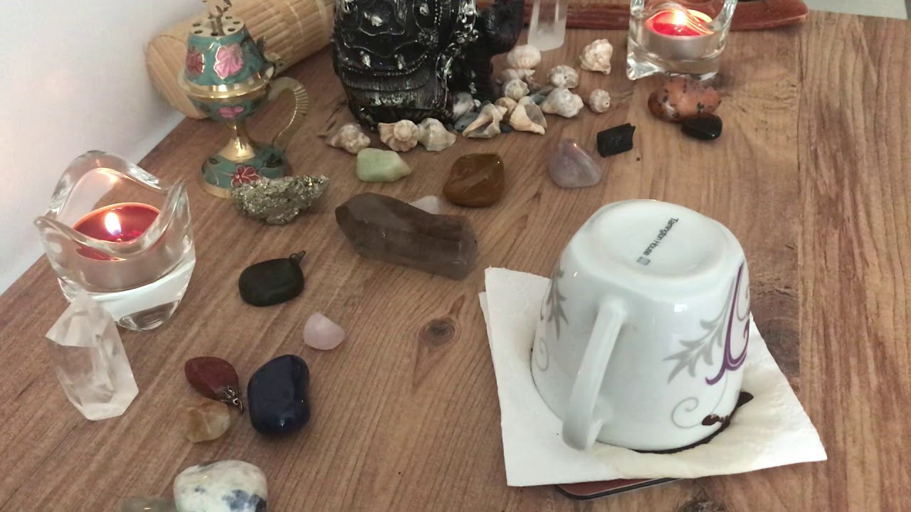 How to read a cup of coffee! - YouTube