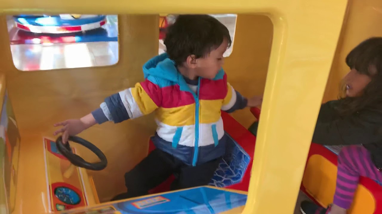 School bus rides - YouTube