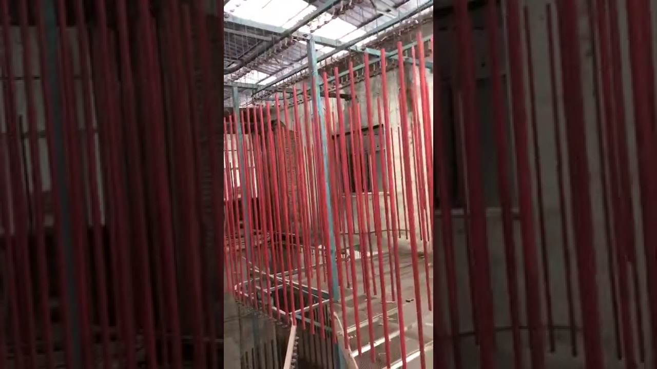 Painting red curtain rod - YouTube